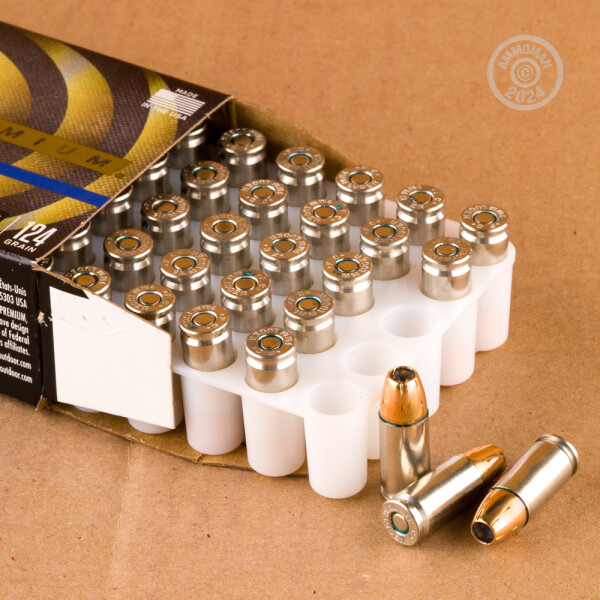 50 Rounds of 9mm Luger 124 Grain Federal Premium Law Enforcement HST ...